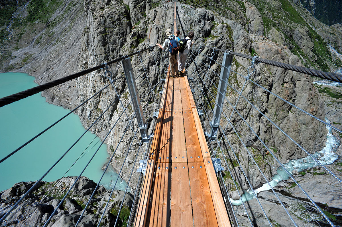 C’est le plus grand pont pour piétons des Alpes. Cet endroit reçoit ...